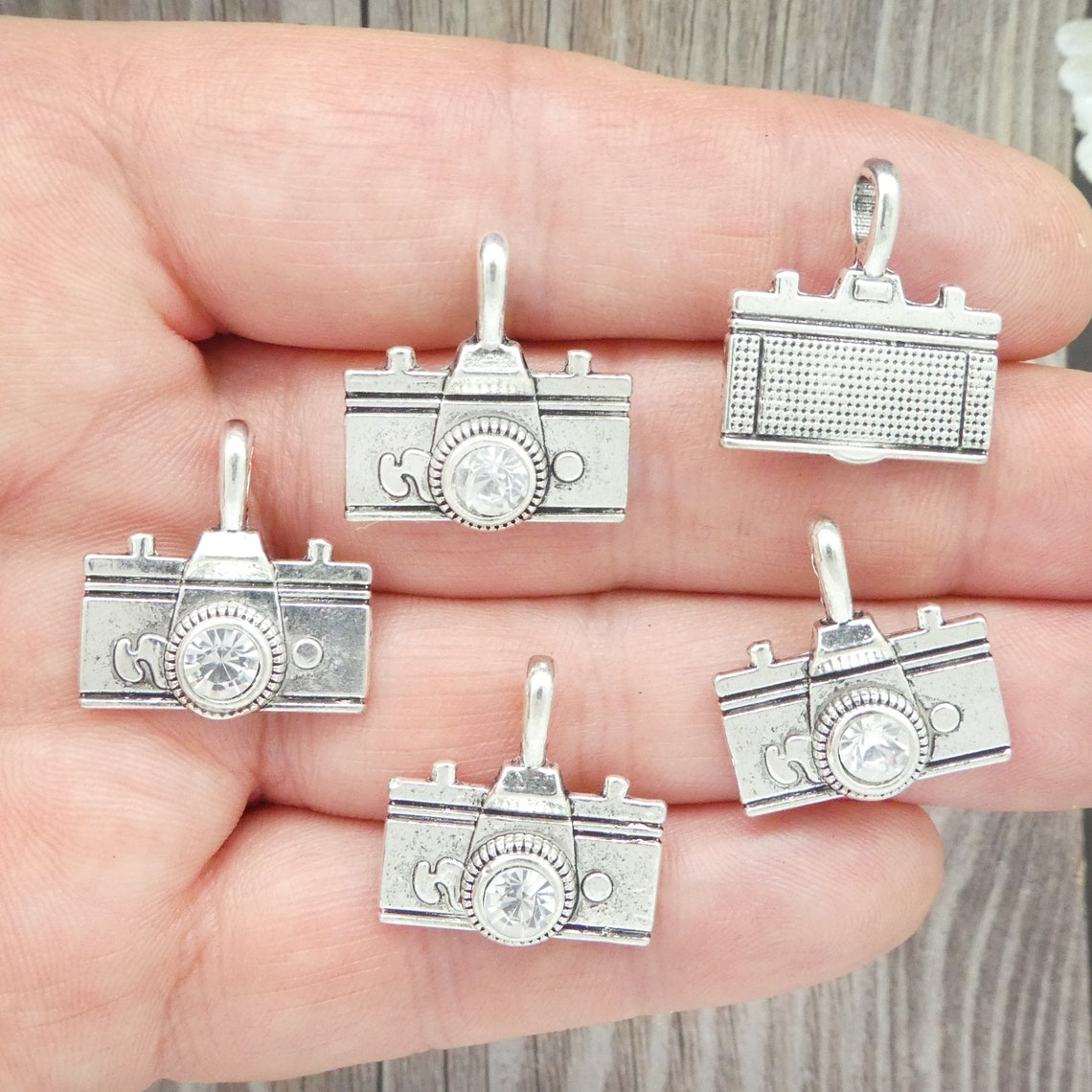 5 Silver Camera Charm With Crystal by TIJC SP0249 | Etsy
