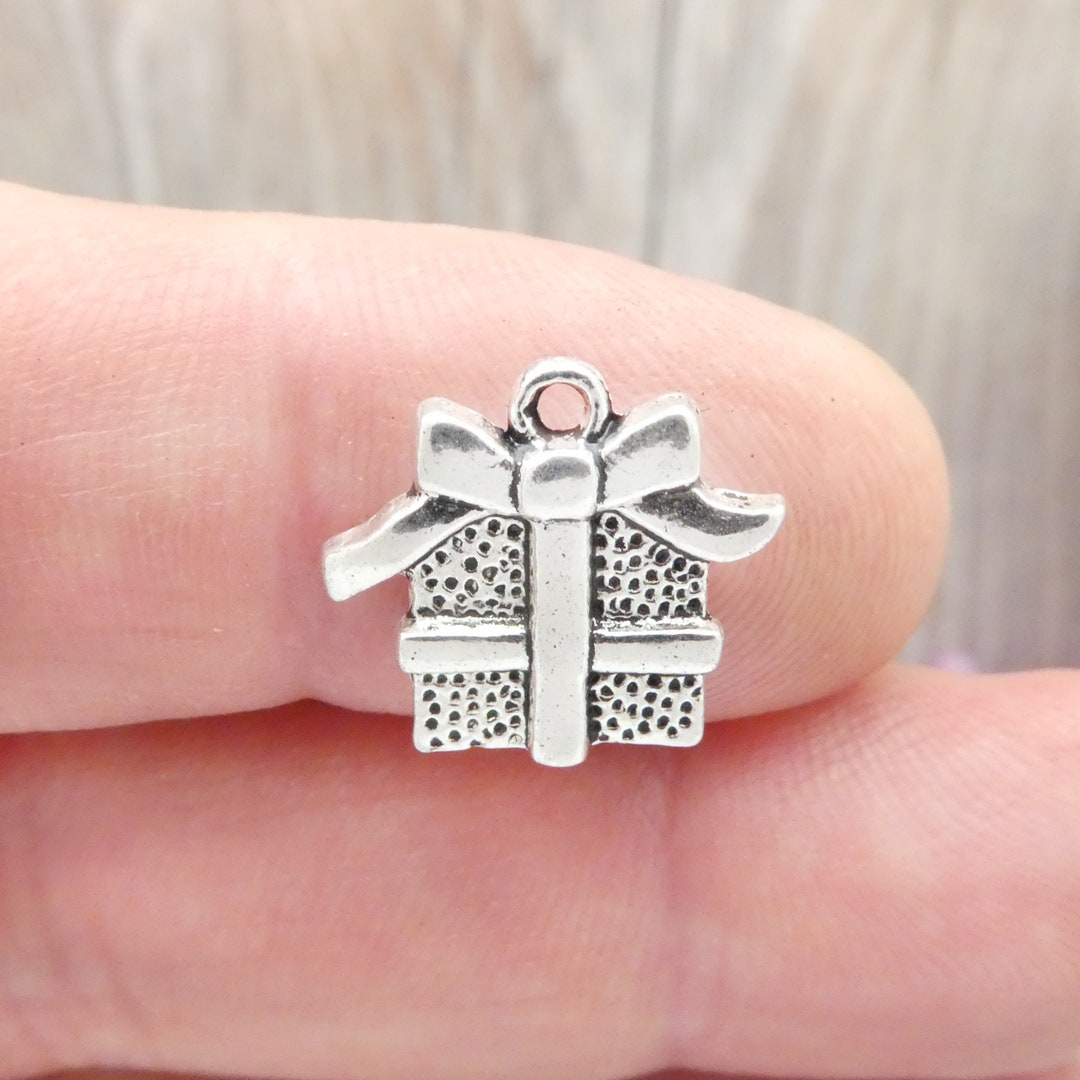 BULK 40 Pesent Silver Christmas Charm 15x17mm by TIJC SP0198B - Etsy
