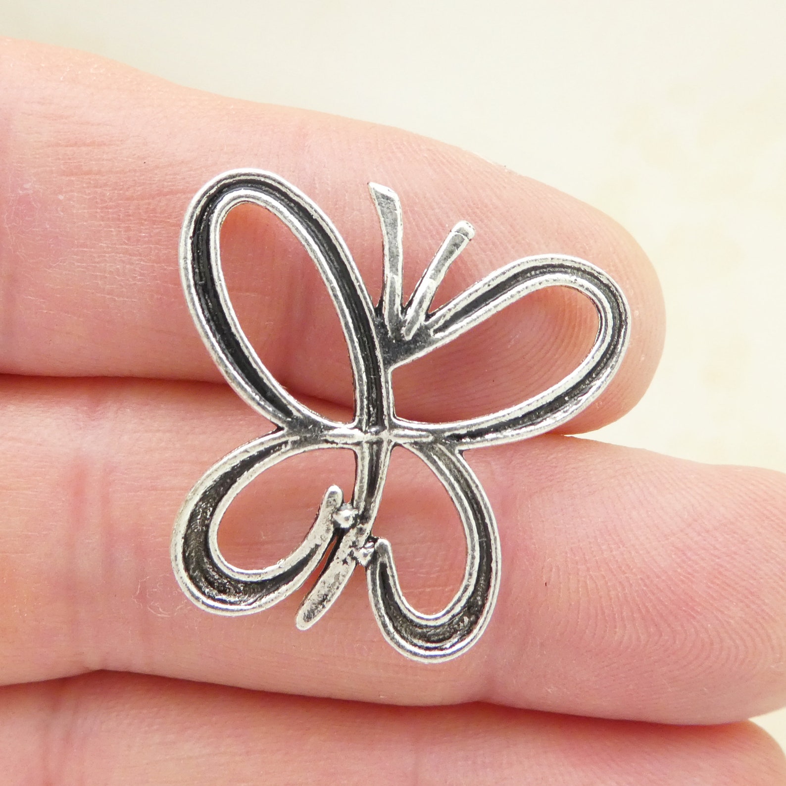 BULK 20 Silver Butterfly Charm Pendant by TIJC SP0339B - Etsy