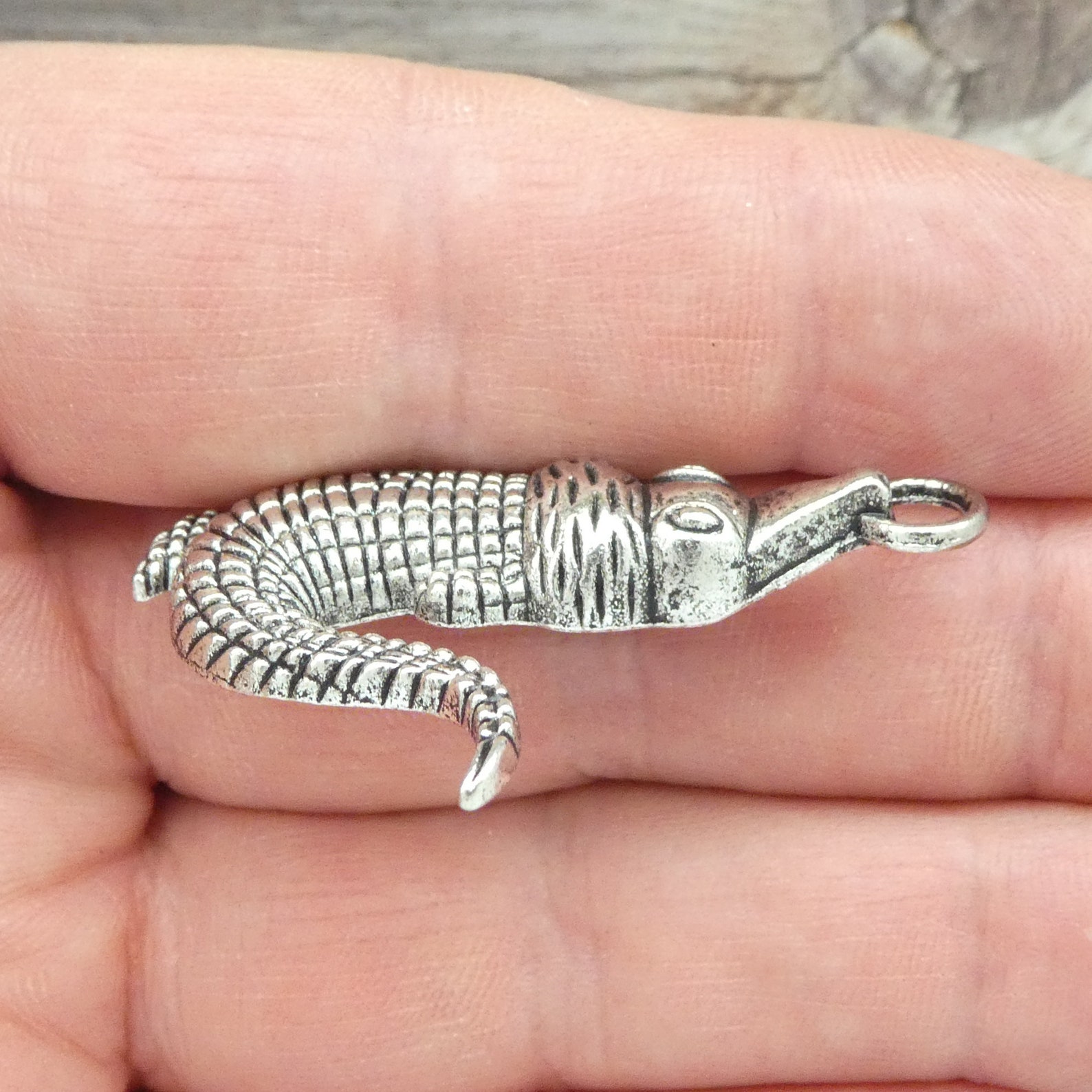 BULK 12 Silver Gator Charm Alligator Pendant Large by TIJC SP0662B - Etsy