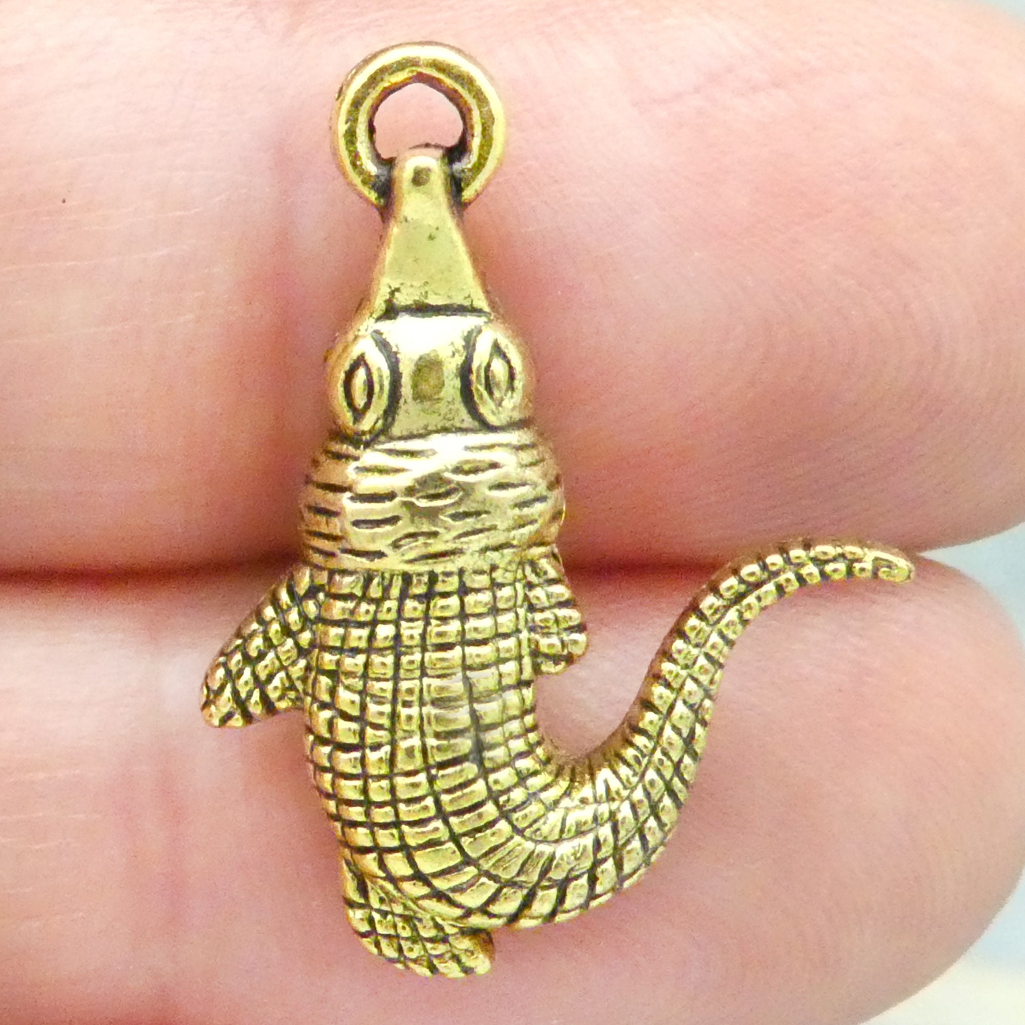 10 Gold Gator Charm Alligator Pendant 25x19mm by TIJC SP1201 - Etsy