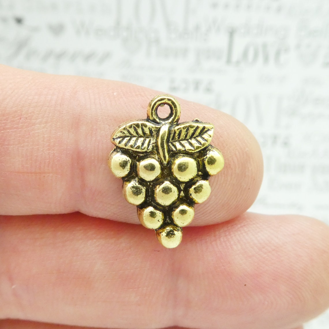 10 Grape Cluster Charm Gold by TIJC SP1781 - Etsy