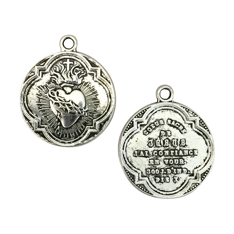 BULK 20 Silver Sacred Heart Charm Pendant by TIJC SP1586B | Etsy