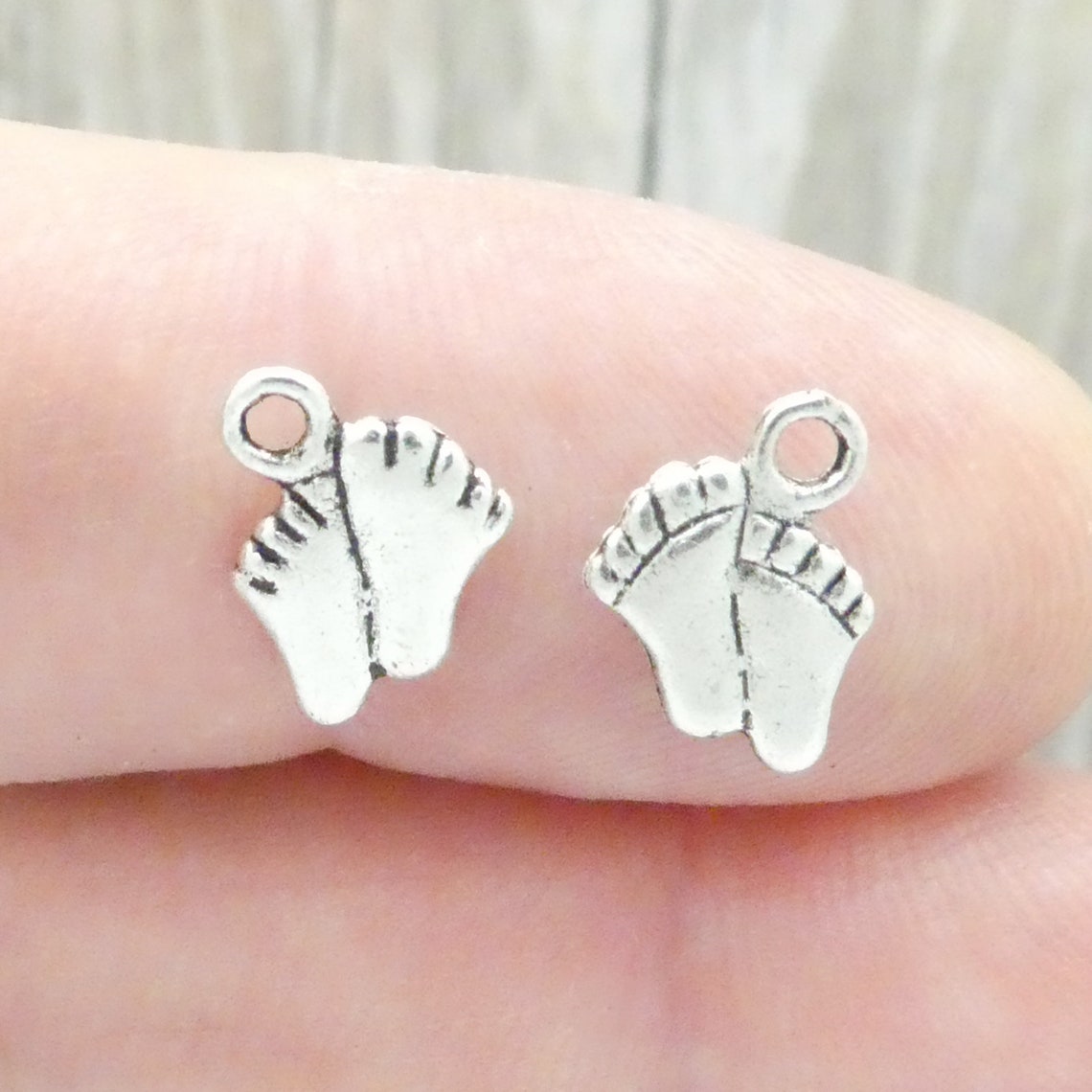 30 Silver Baby Foot Prints Charm Pendant 11x8mm by TIJC SP0397 - Etsy