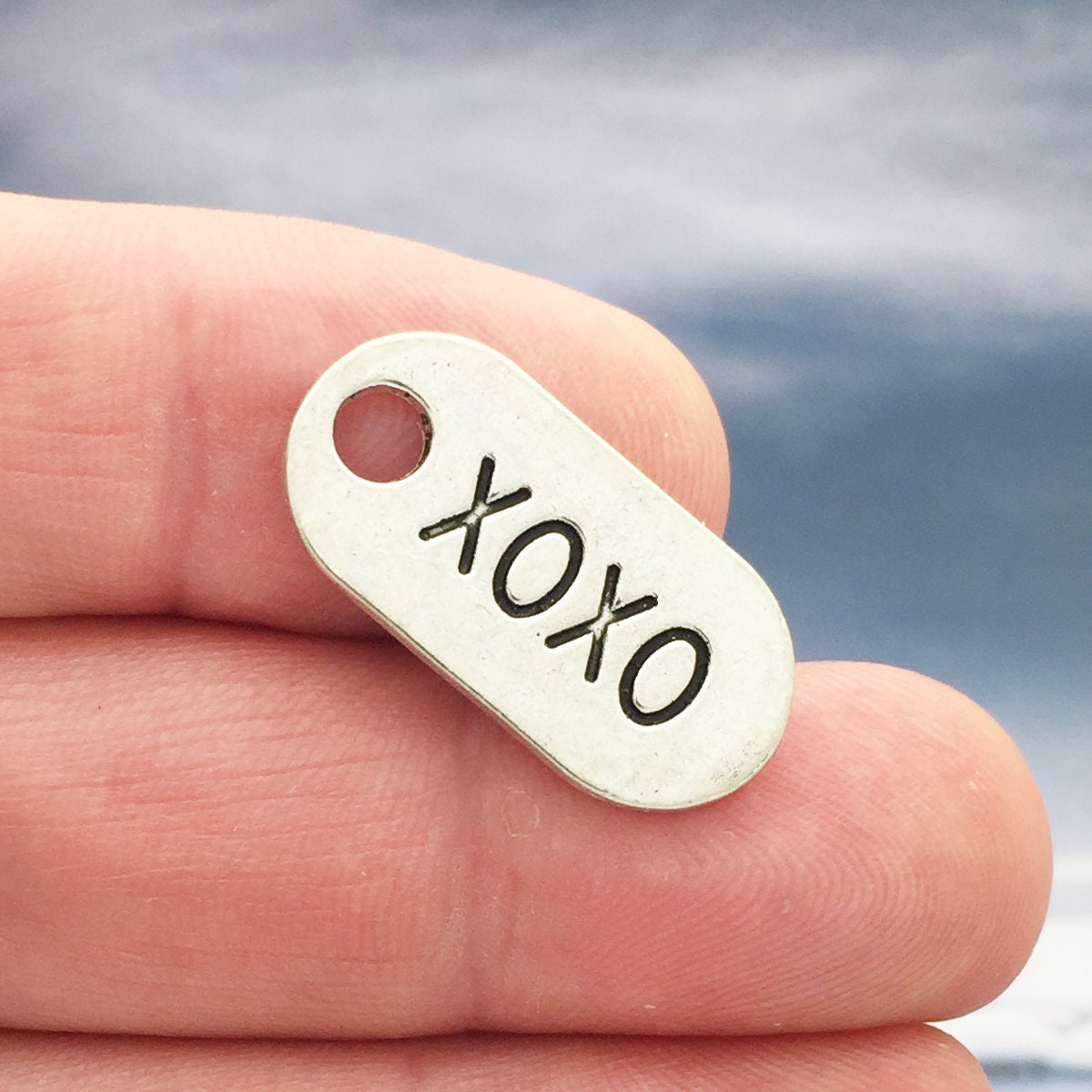 BULK 20 XOXO Charm Silver by TIJC SP1116B | Etsy