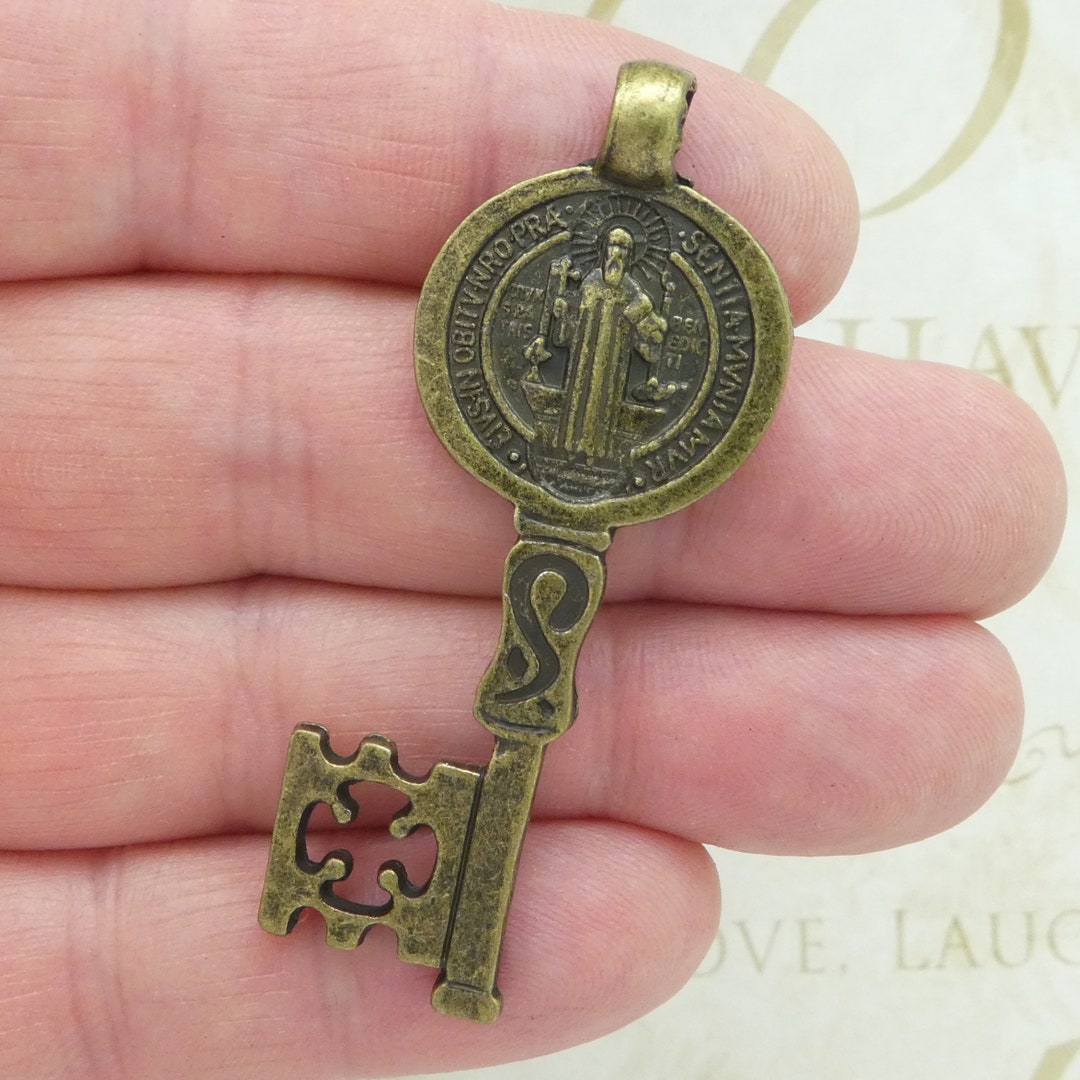 1 St Benedict Key Medal Bronze Large by TIJC SP2115 - Etsy Österreich