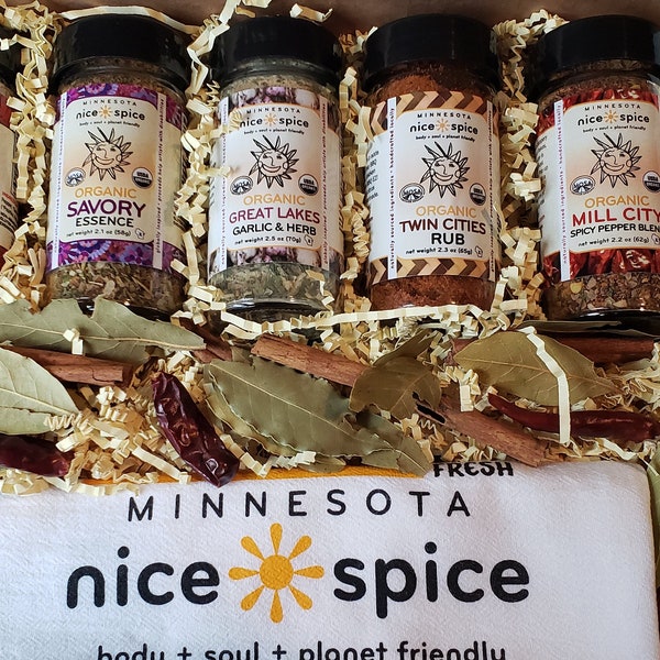 Mens Minnesota Gift Box - 60+ Gift Ideas for 2023