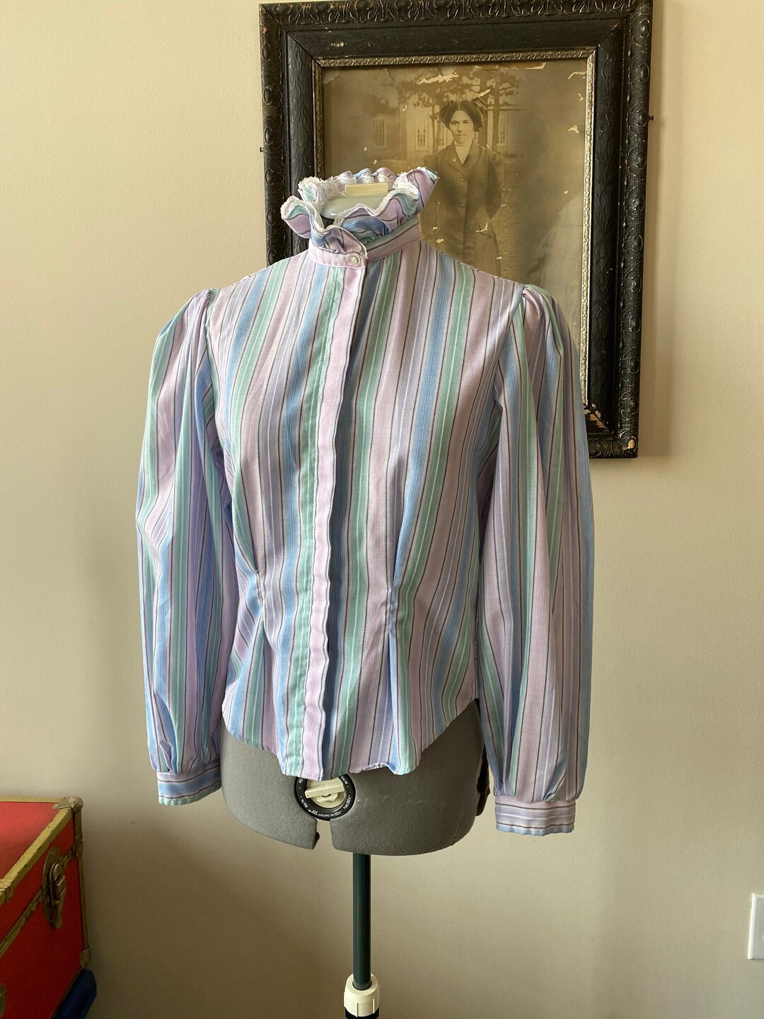 Pastel Vertical Striped Elizabethan Collar With Puffed Sleeves, Vintage ...