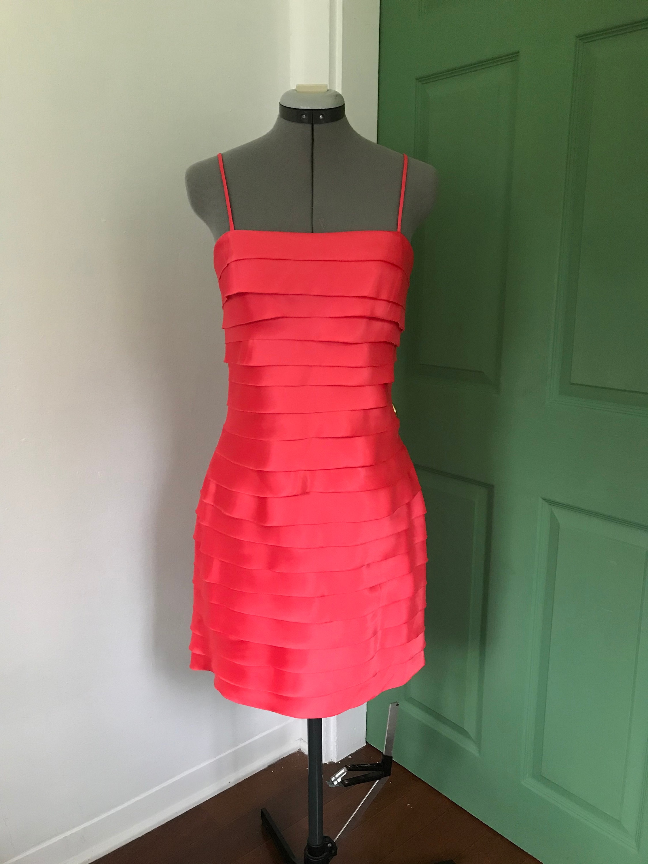 Y2K Coral Tiered Party Dress, 2000s Silky Party Dress With Straight ...