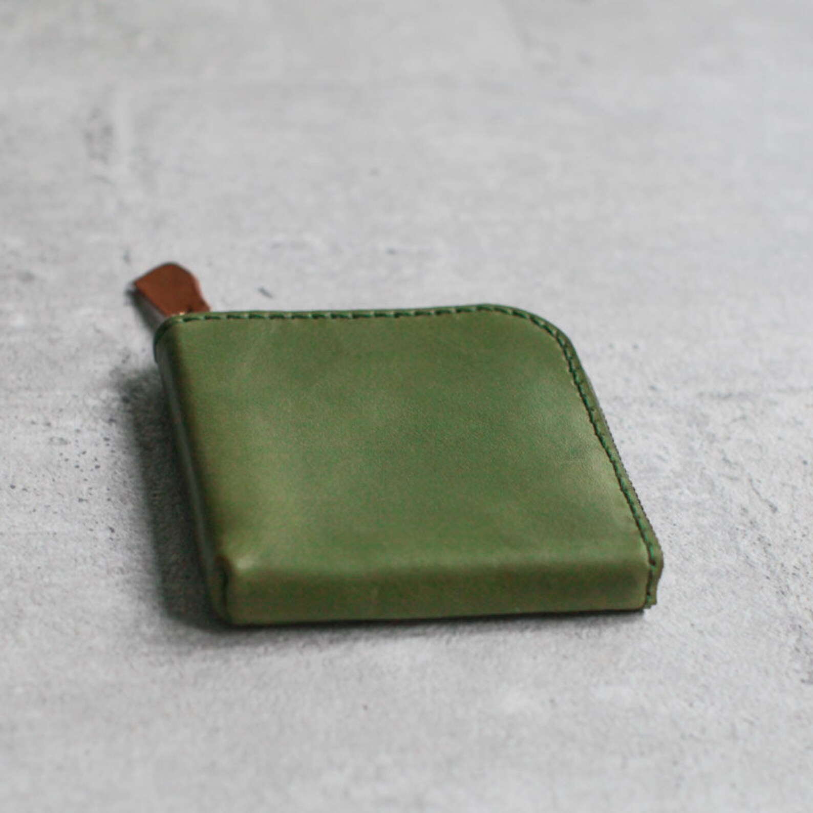 Olive Green Vegetable Tanned Leather Coin Zipper Wallet | Etsy