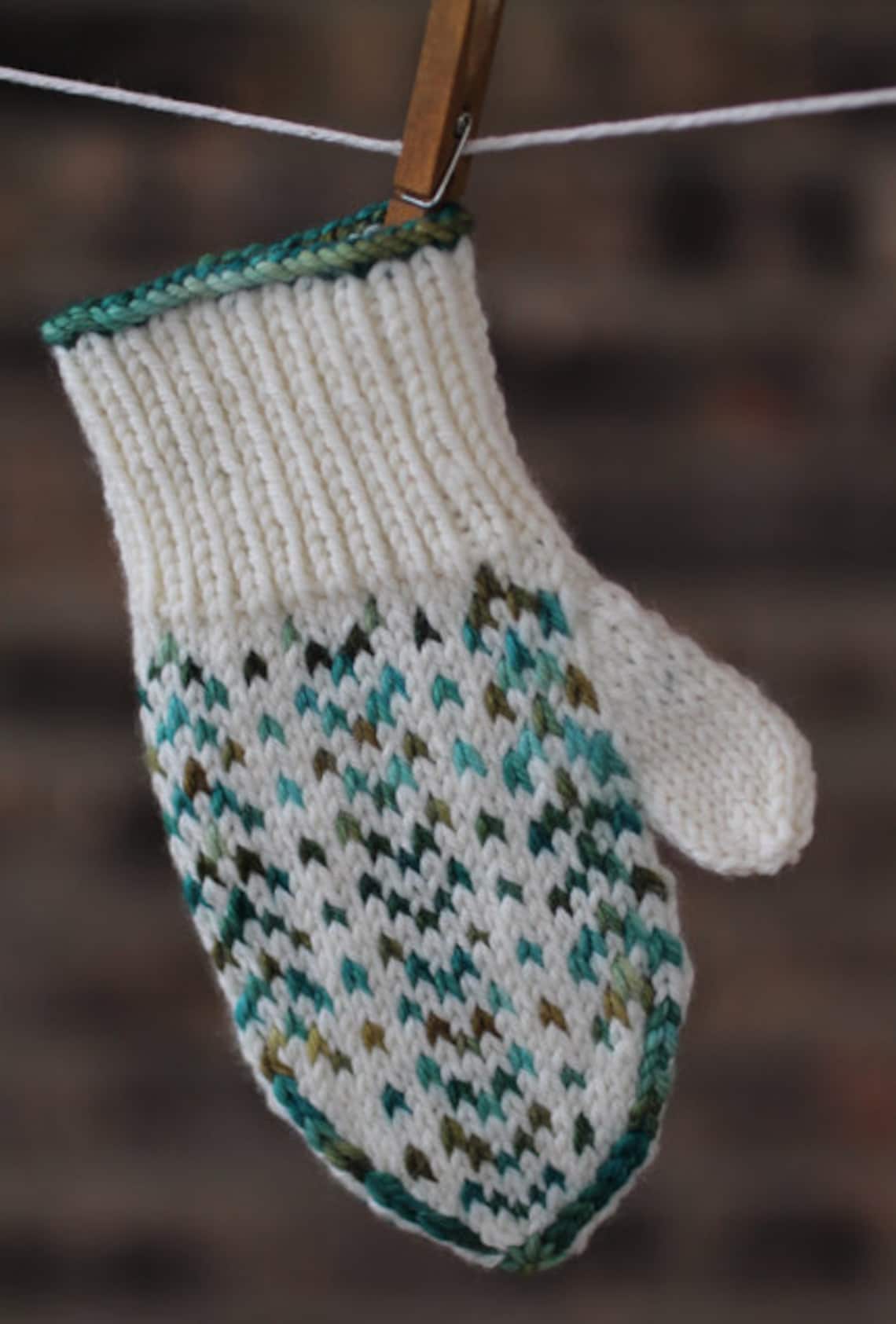 PDF Knitting Pattern: Transposed Mittens, Stranded Colorwork Mittens in ...