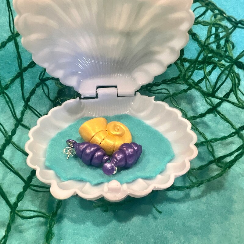 Ursula Necklace - Etsy