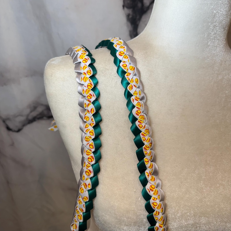 LindasLeis - Etsy
