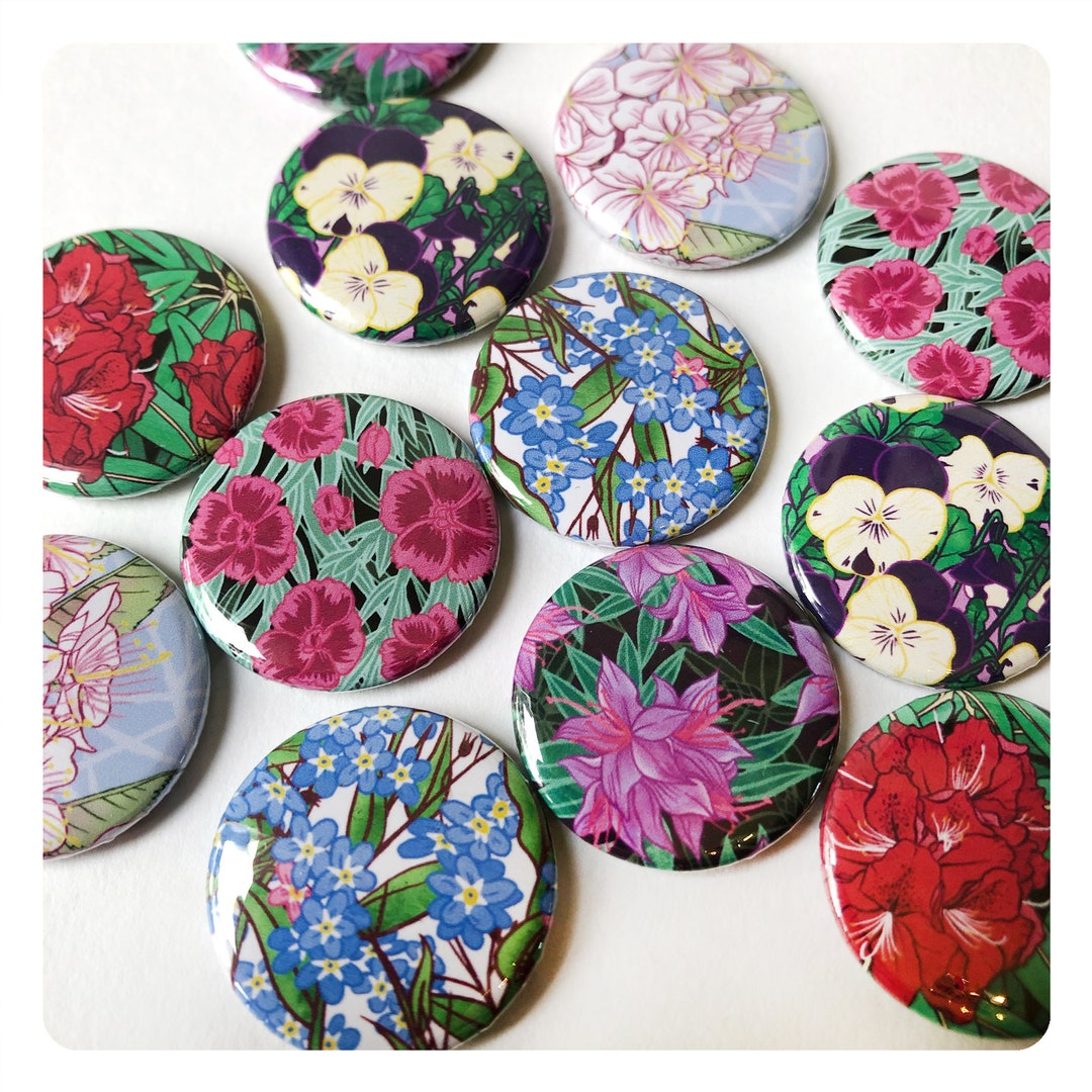 Flower Badges / Pinback Buttons 6 Designs // Flower Gift / Flower Art ...