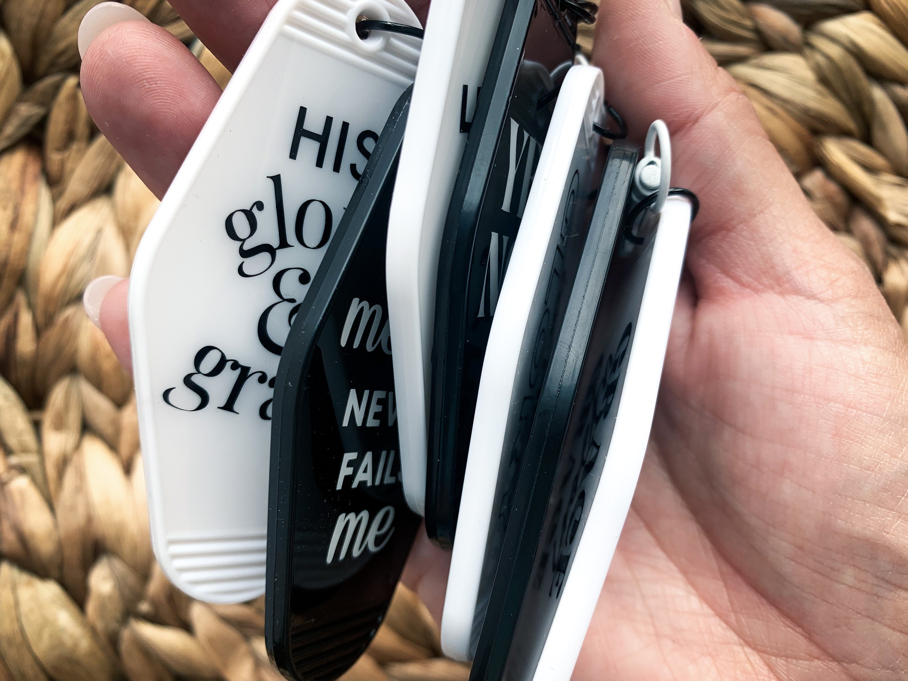 TO THE CROSS Retro Motel Keychain Vintage Motel Keychain - Etsy