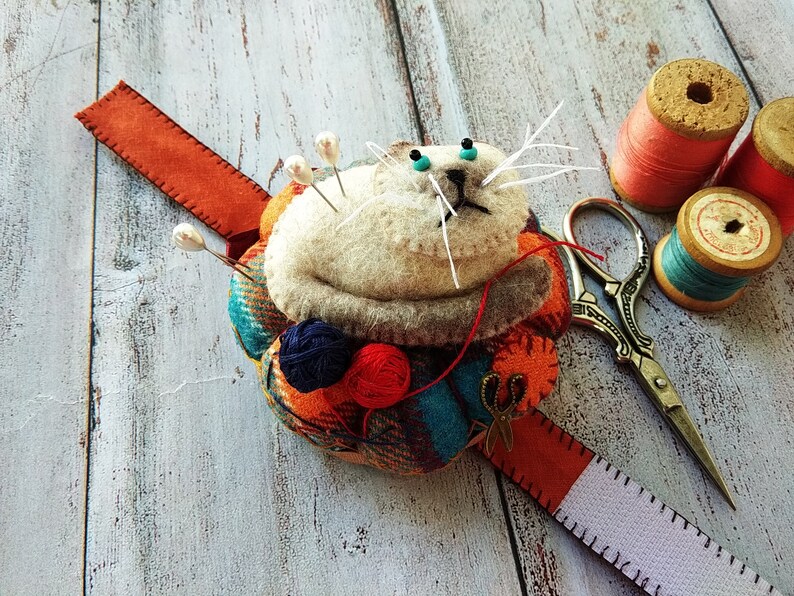 Handmade Wrist Pin Cushion Siamese Cat Cat Pin Cushion - Etsy