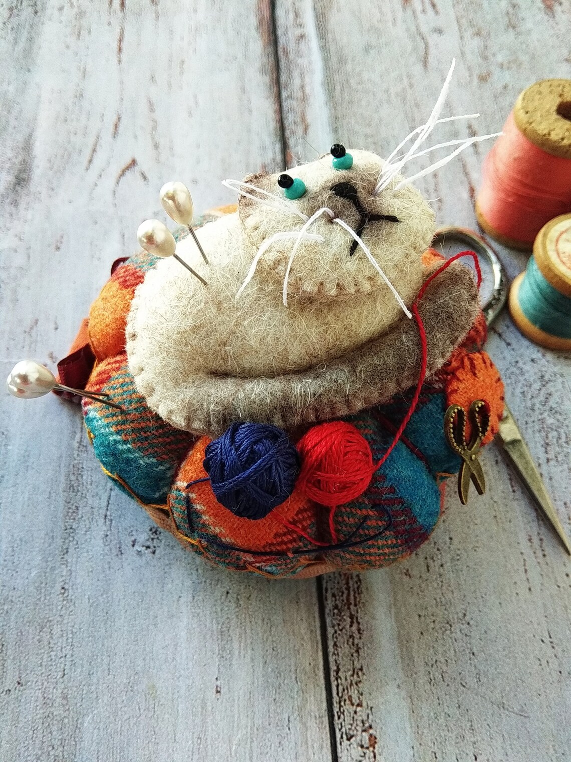 Handmade Wrist Pin Cushion Siamese Cat, Cat Pincushion Bracelet, Cute ...