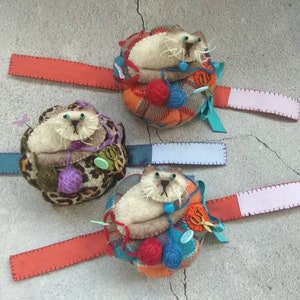 Siamese Cat Handmade Wrist Band Pin Cushion, Cat Pin Cushion, Cute Gift ...
