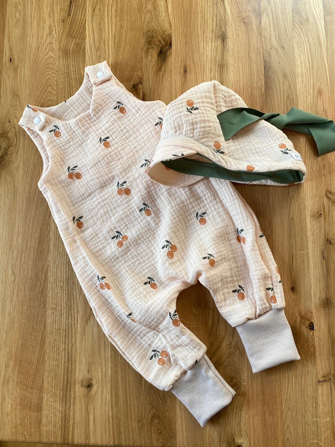 Baby Strampler mitwachsend Clementinen Musselin Größenwahl Romper - Etsy.de