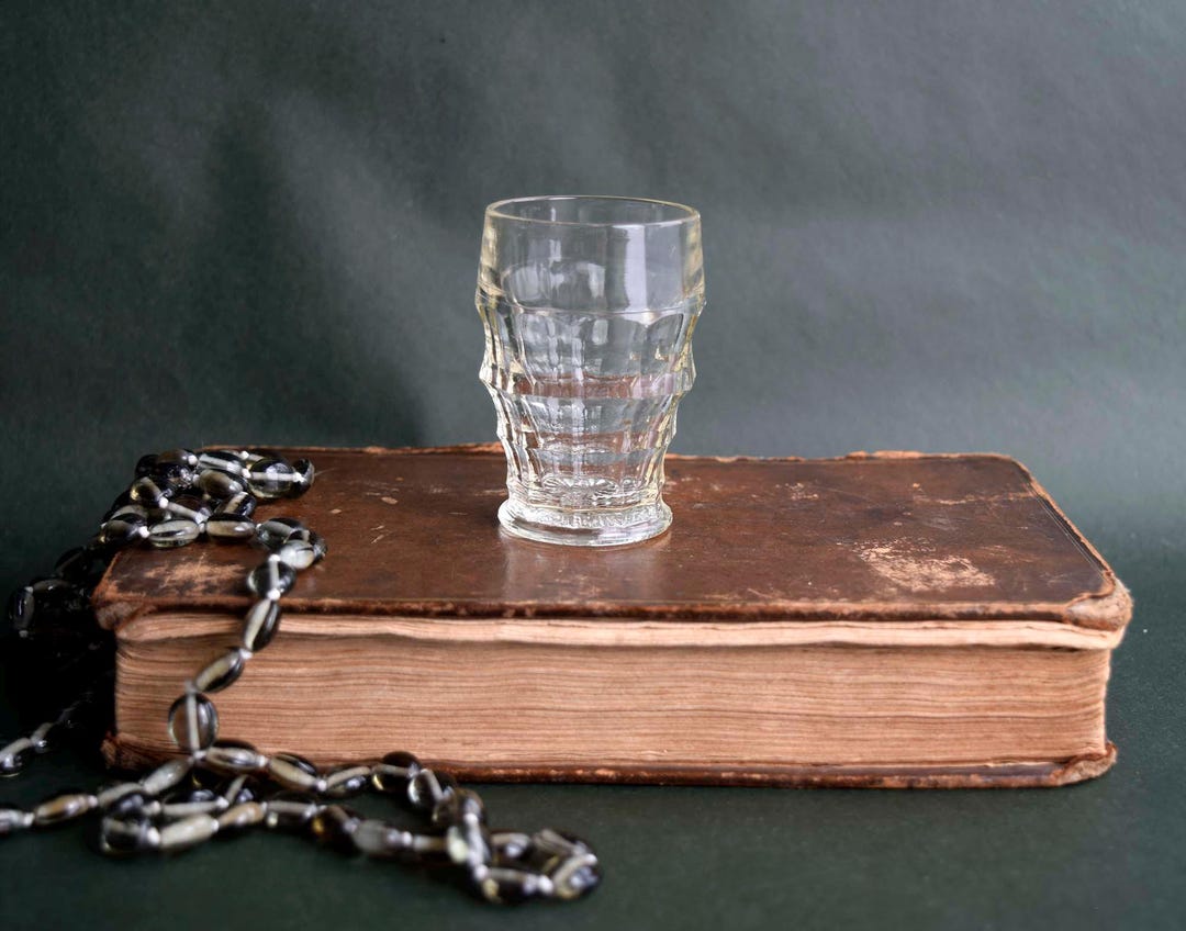Vintage Jacobean Regd No. 791409 Small Pressed Glass Shot - Etsy