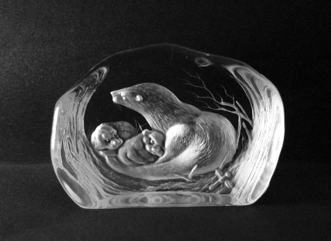 Vintage Dartington Glass Crystal Otter Paperweight Signed Alfred ...