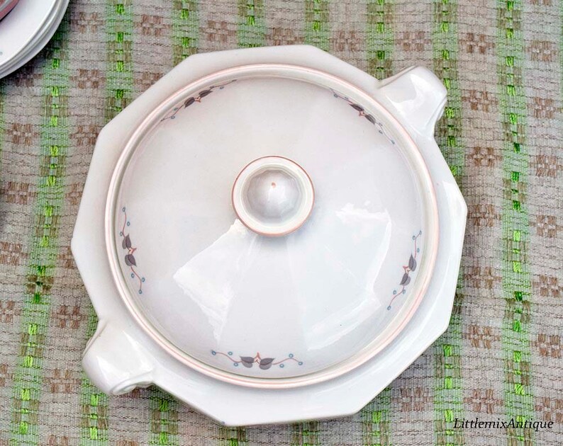 Vintage Queen's Fine Bone China 'Francine' pattern | Etsy