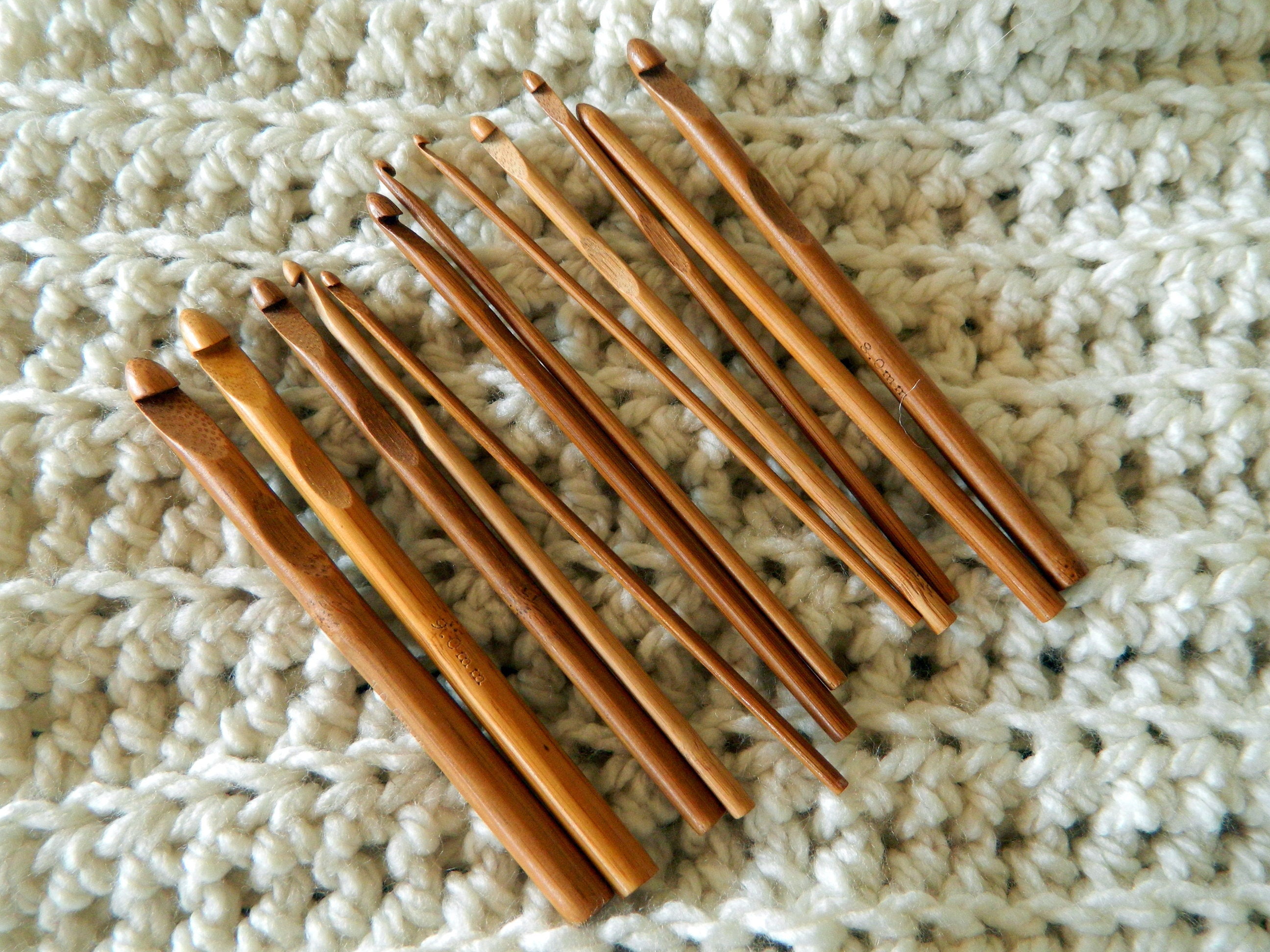 Crochet Needles Set of 12 Sizes Bamboo Crochet Hooks 15cm (6 Inches) - Etsy