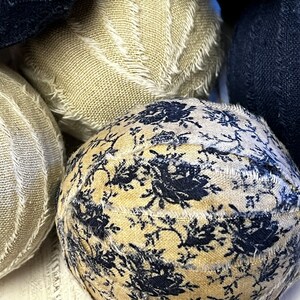 9 Handmade Fabric Rag Balls Primitive Bowl Filler Farmhouse Homespun ...