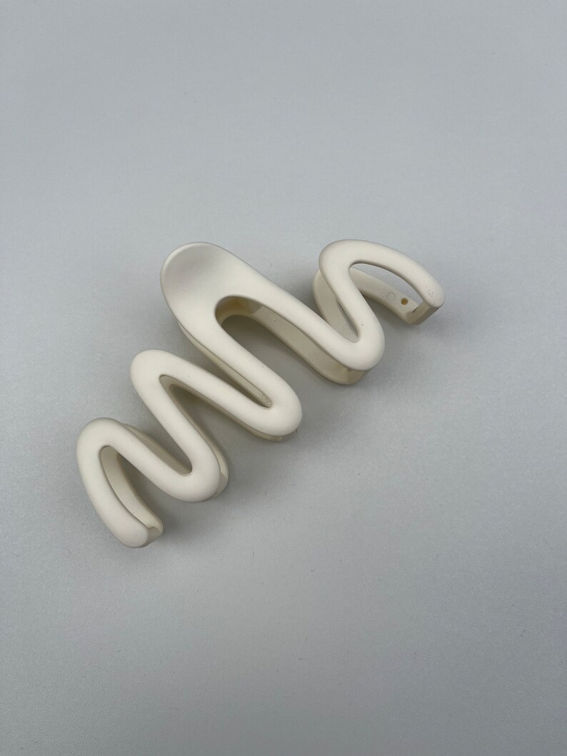 Large Claw Clip, Matte Wavy Claw Clip, 80s Squiggle Claw Clip, Non-slip ...