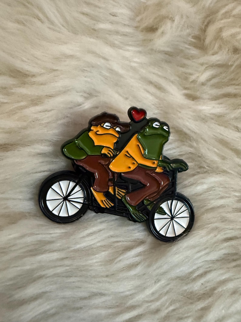 Frog and Toad Enamel Pins: Collectible Fan Art - Etsy