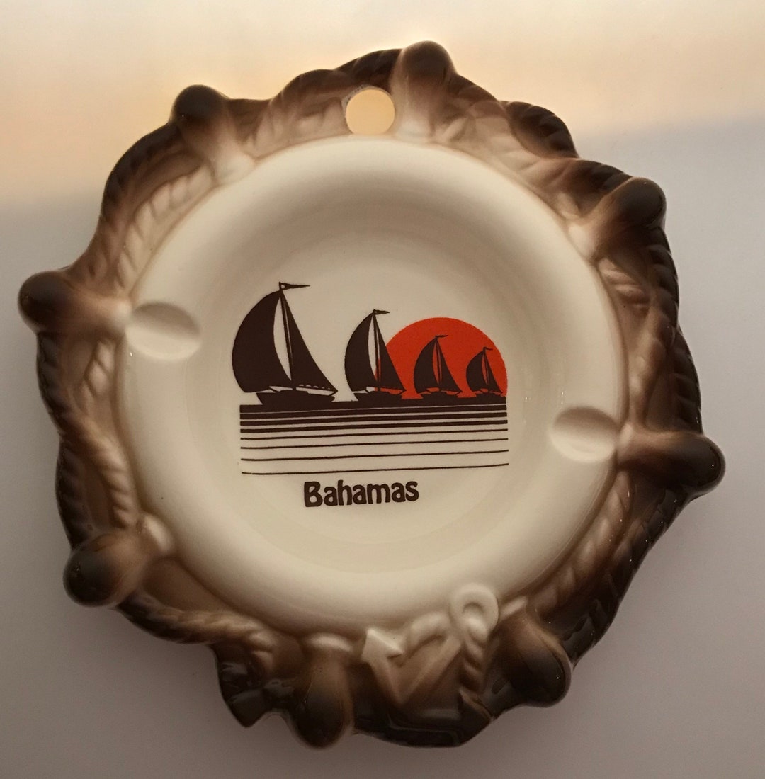 Vintage Ships Wheel Ashtray Bahamas Nautical Sailboats Sunset Beach ...