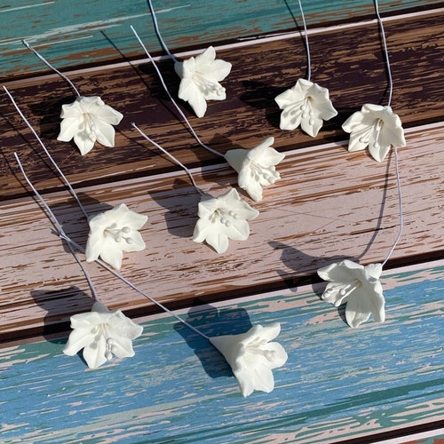 Gumpaste Agapanthus Bunch Flower for Cake Topper Lily of the - Etsy