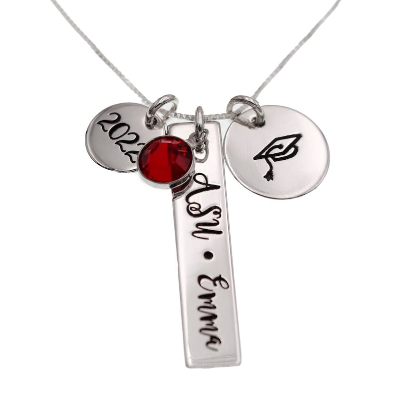 2023 Graduation Necklace - Etsy