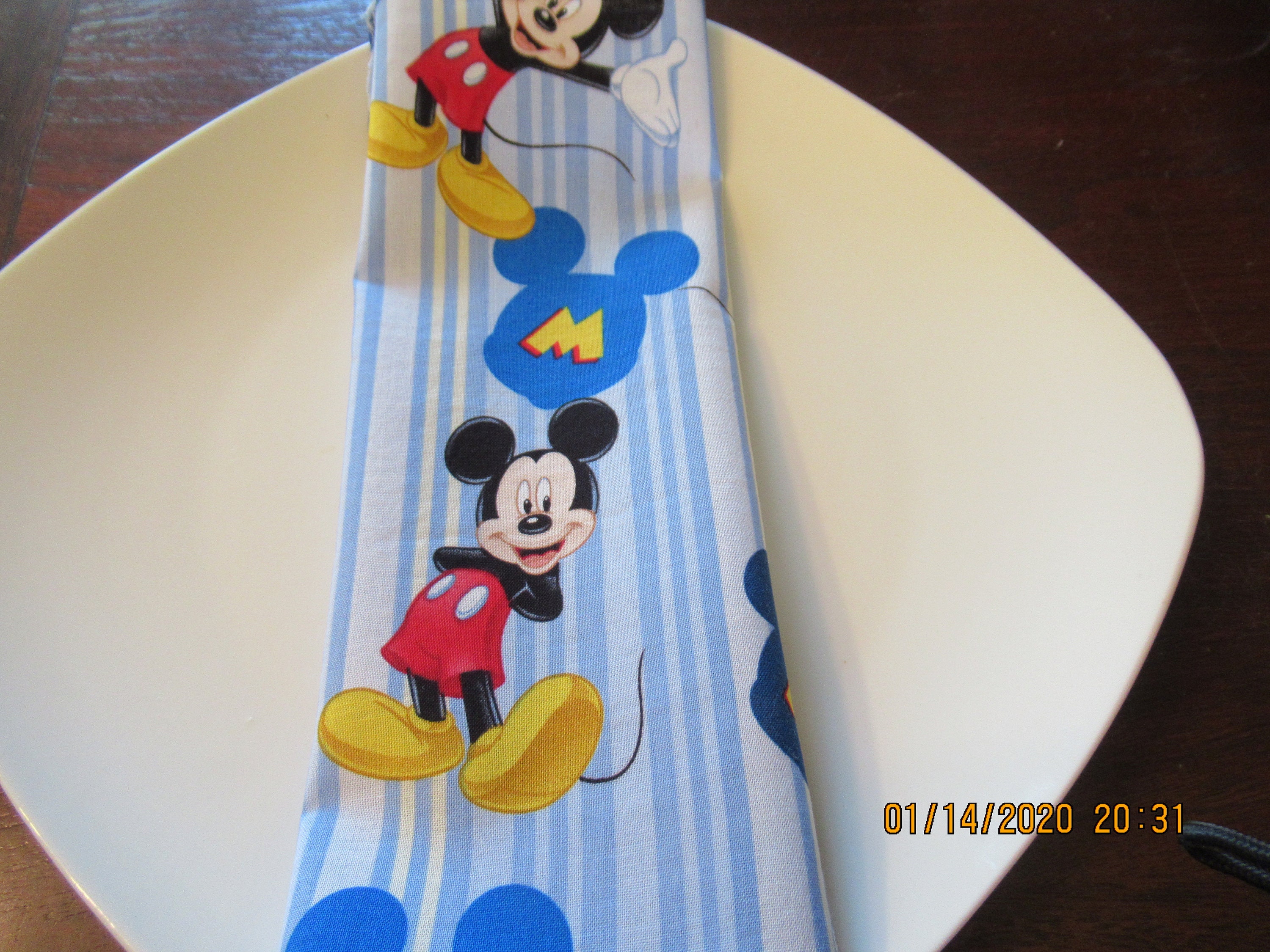 Mickey and Minnie Napkins, Lunch Box Napkins, Party Napkins, Bento Box ...
