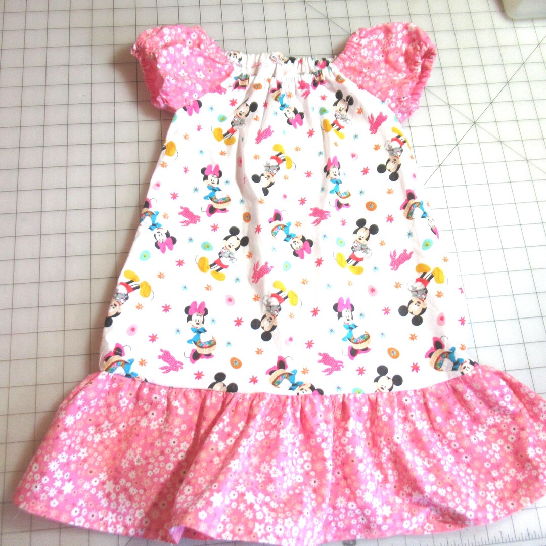 A Minnie and Mickey Dresses in Their Finest White and Pink Dress - Etsy
