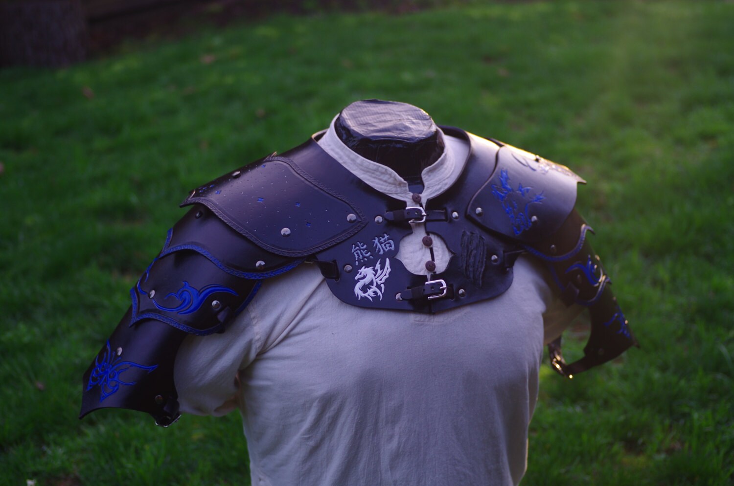 Custom Leather Shoulder Armor Pauldrons Ranger Knight | Etsy