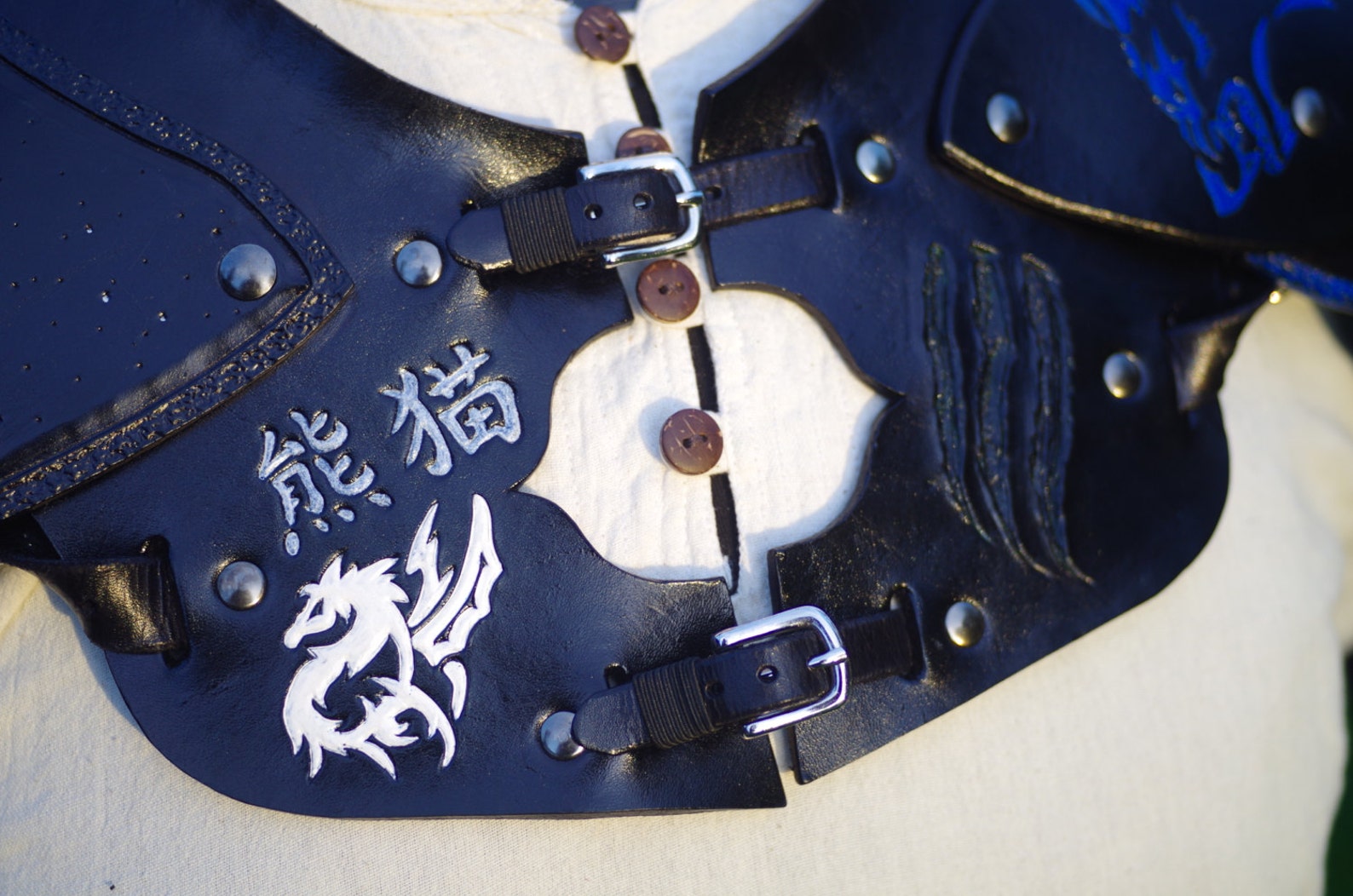 Custom Leather Shoulder Armor Pauldrons Ranger Knight | Etsy