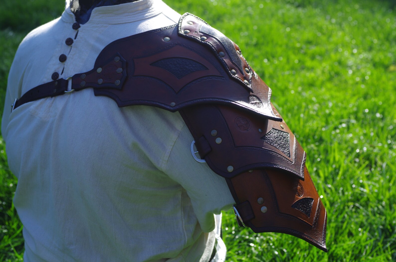 Custom Tooled Leather Shoulder Armor Single Pauldron LARP | Etsy