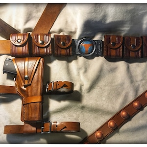 Taskmaster Full Leather Gear Set - Marvel, Sideshow Figurine, Black ...