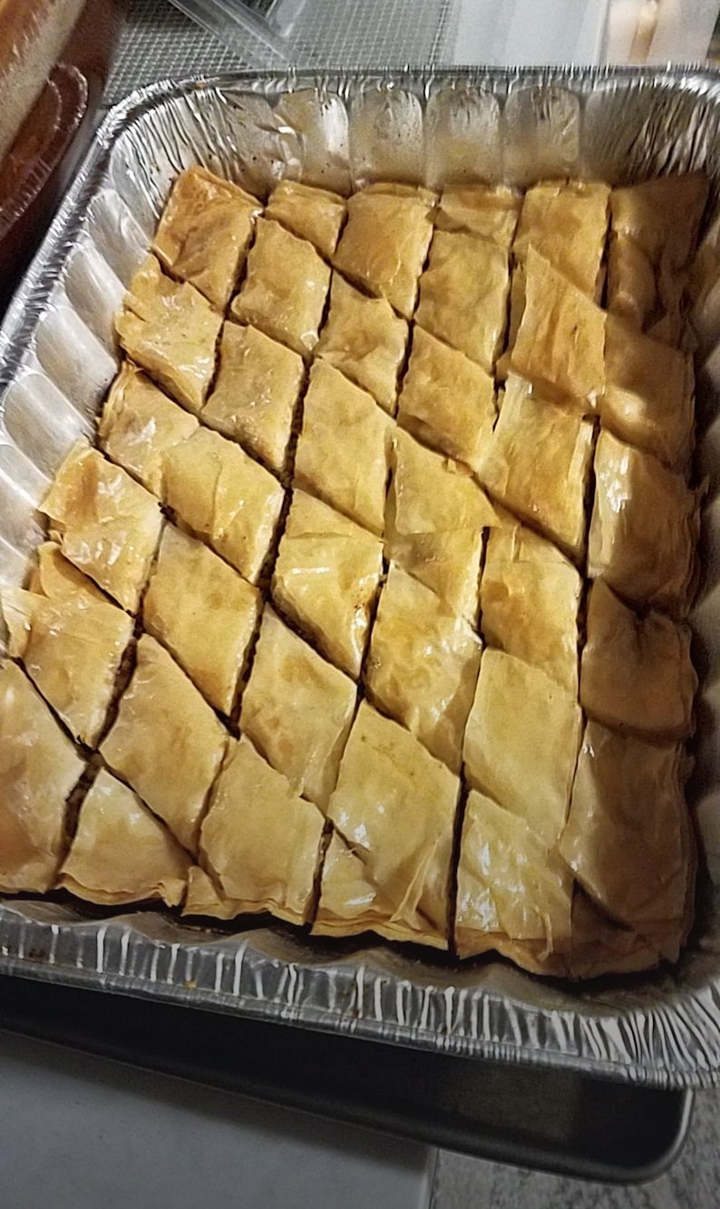 Homemade Tray of Fresh Baklava - Etsy