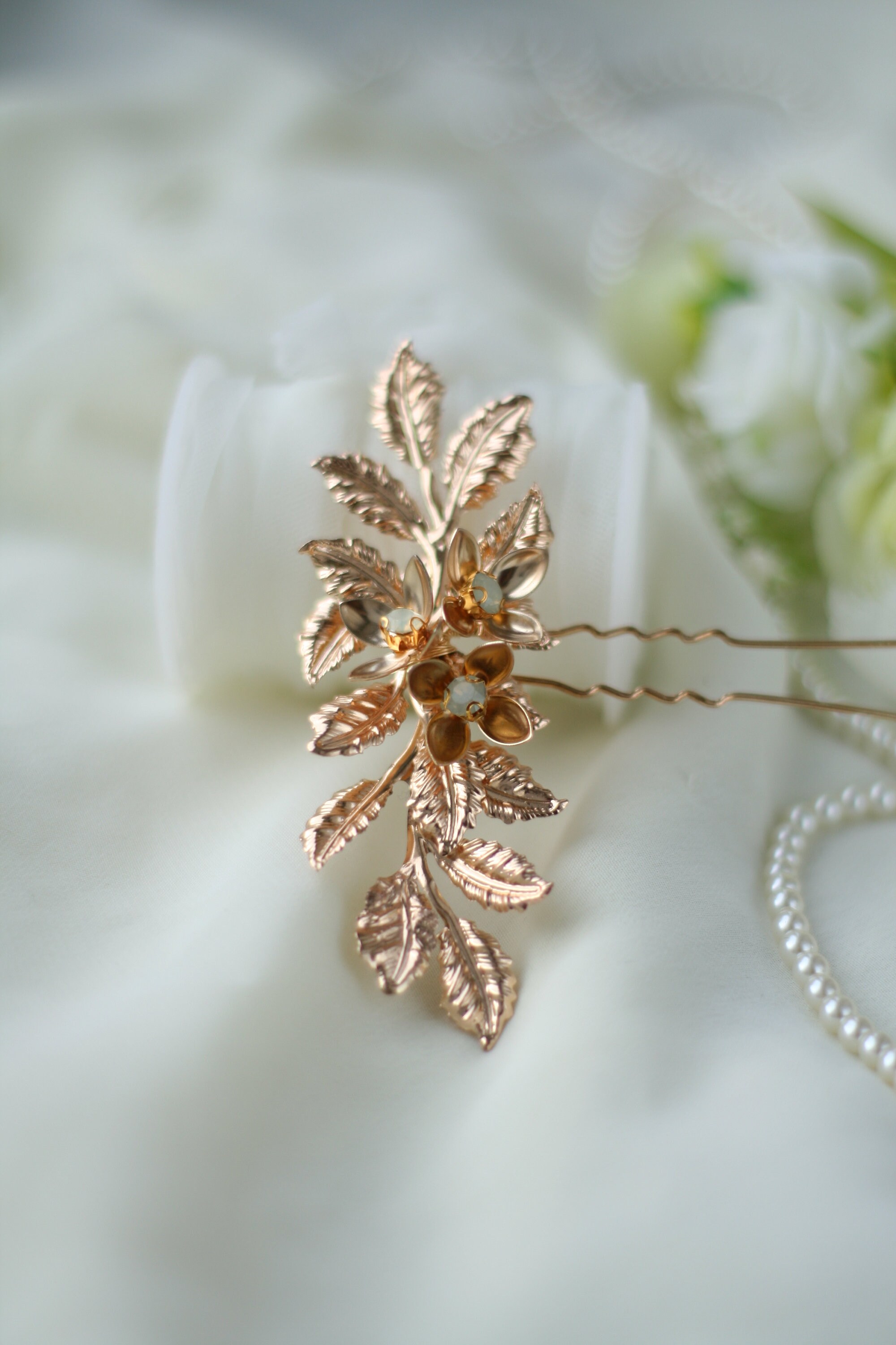 Gold Leaf Flower Hair Pin: Bridal Wedding Accessory - Etsy