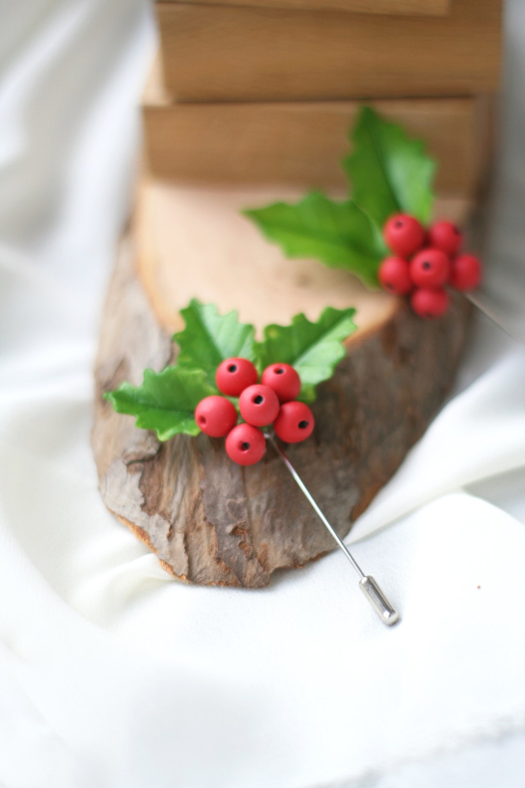 Holly Christmas Brooch Pin: Holiday Jewelry for Women - Etsy
