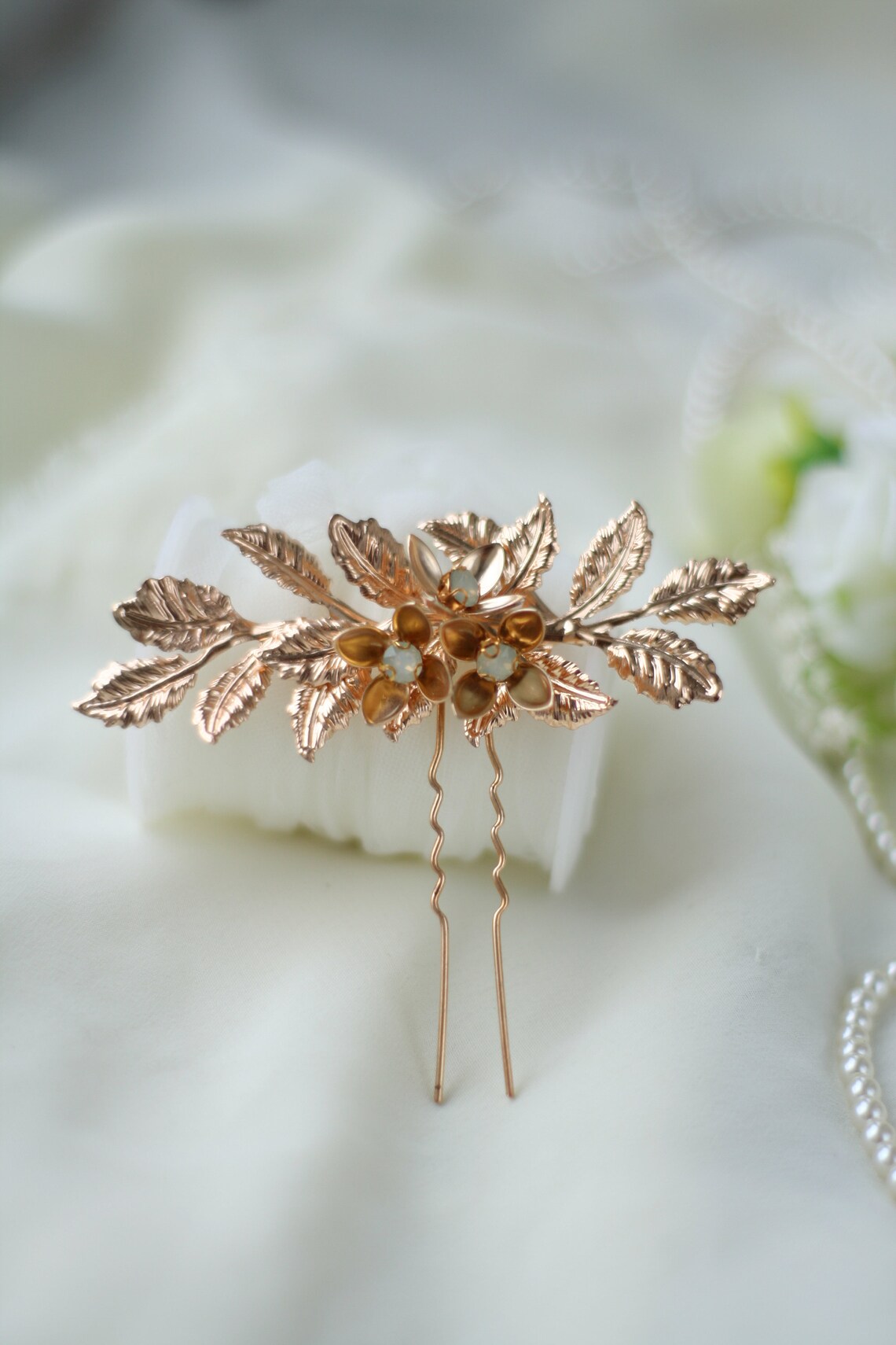 Gold Leaf Flower Hair Pin: Bridal Wedding Accessory - Etsy