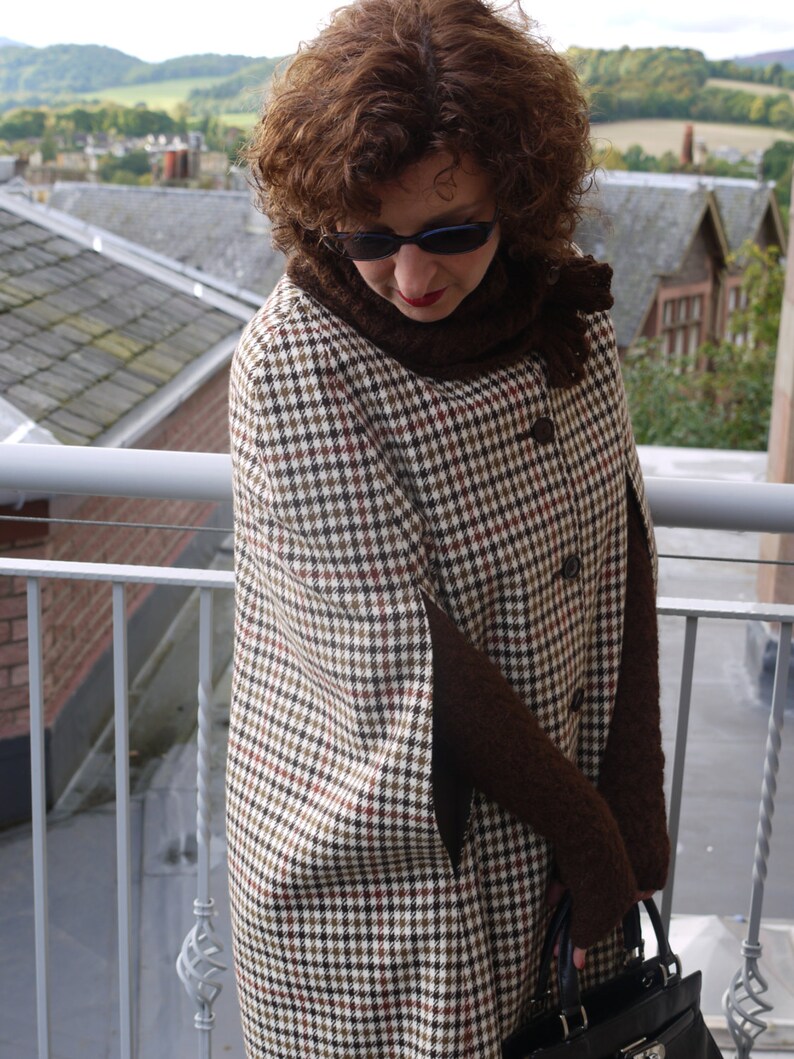 Euphoric Amphorae Gloves and Cowl, Hand Knitting Pattern pdf Download ...