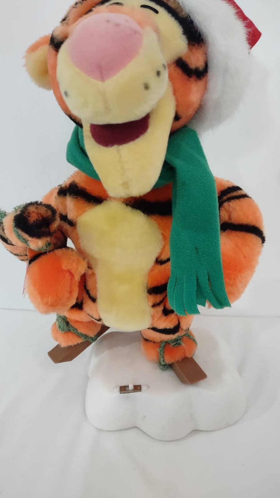 Vintage Tigger Shining Animated Christmas Display Figure Winnie the ...