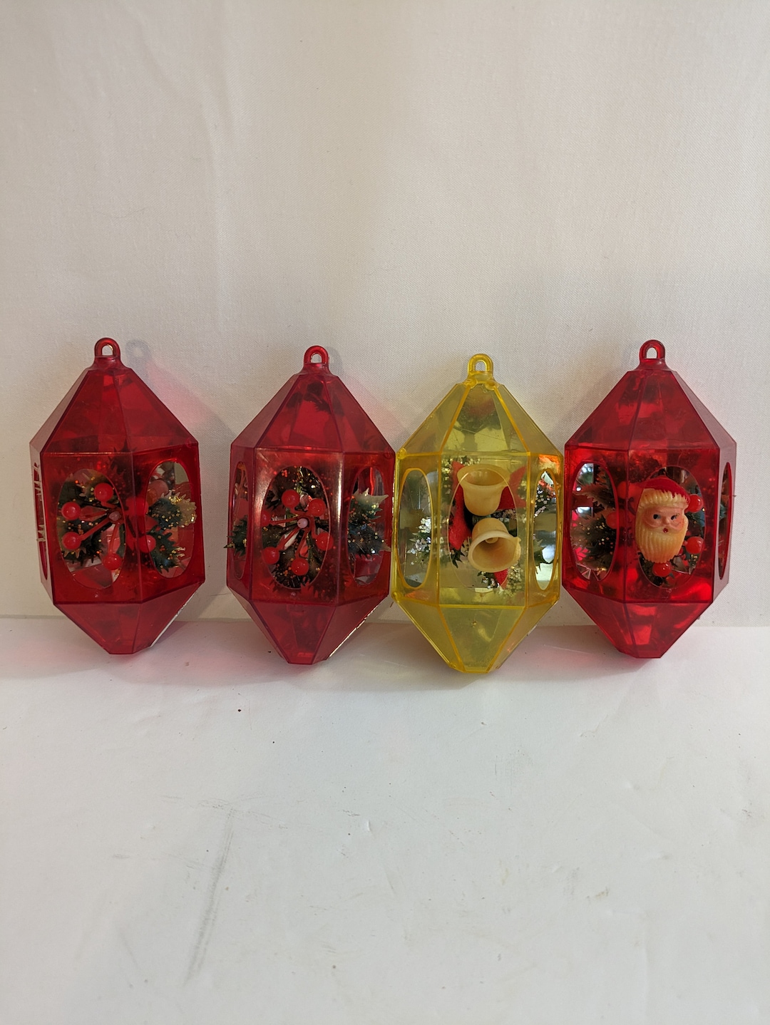 Vintage Jewel Brite Christmas Diorama Ornaments Lot of 4-3 Red 1 Gold ...