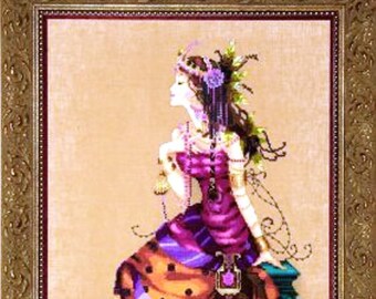 Mirabilia Queen - Etsy