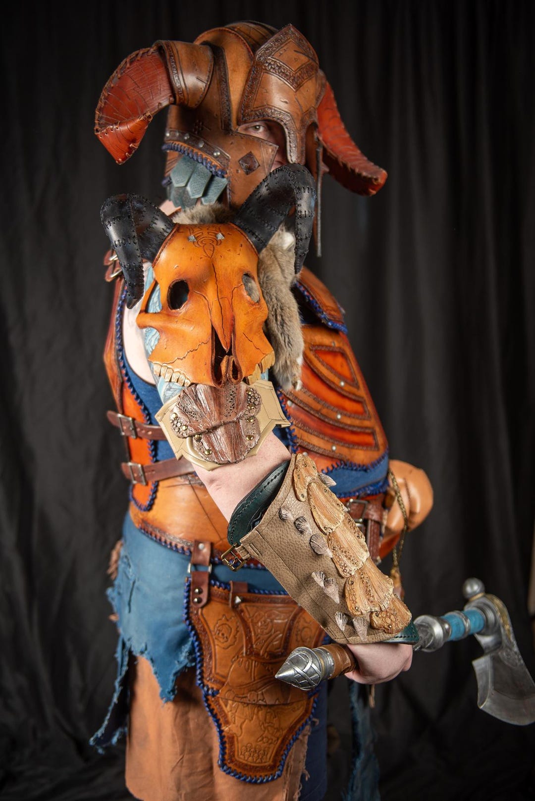 Scale Bite Guard / Armored Gauntlet for Mandalorians, Bounty Hunters ...