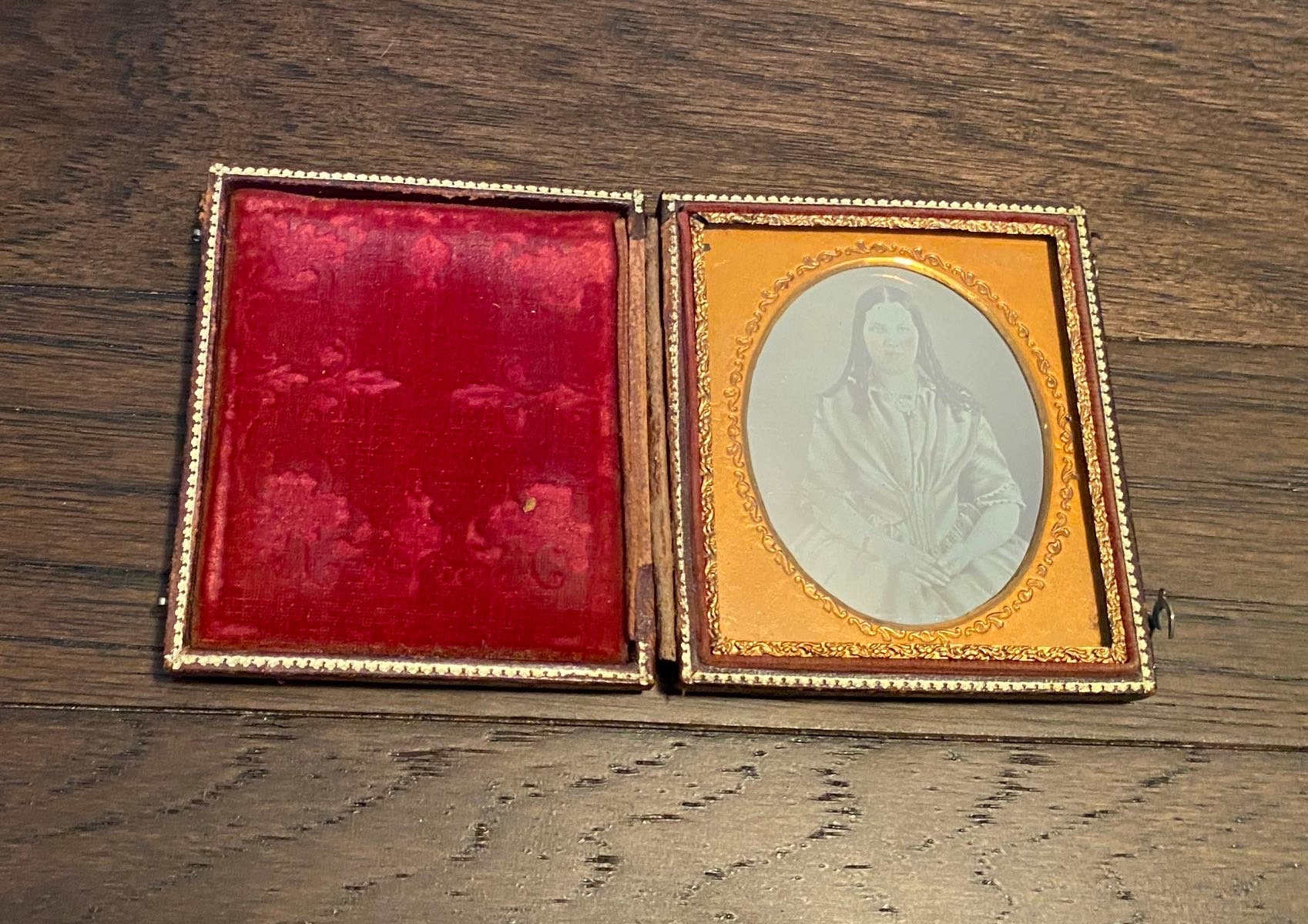 Sharp Sixth Plate Daguerreotype Of A Beautiful Woman With Long Bottle