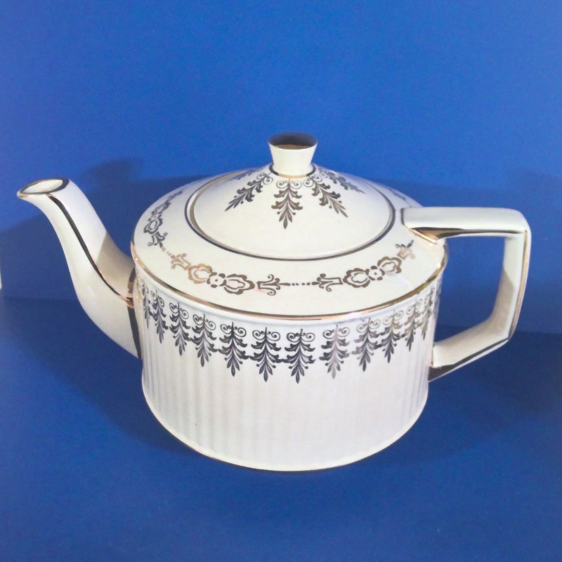 Sadler Teapot - Etsy